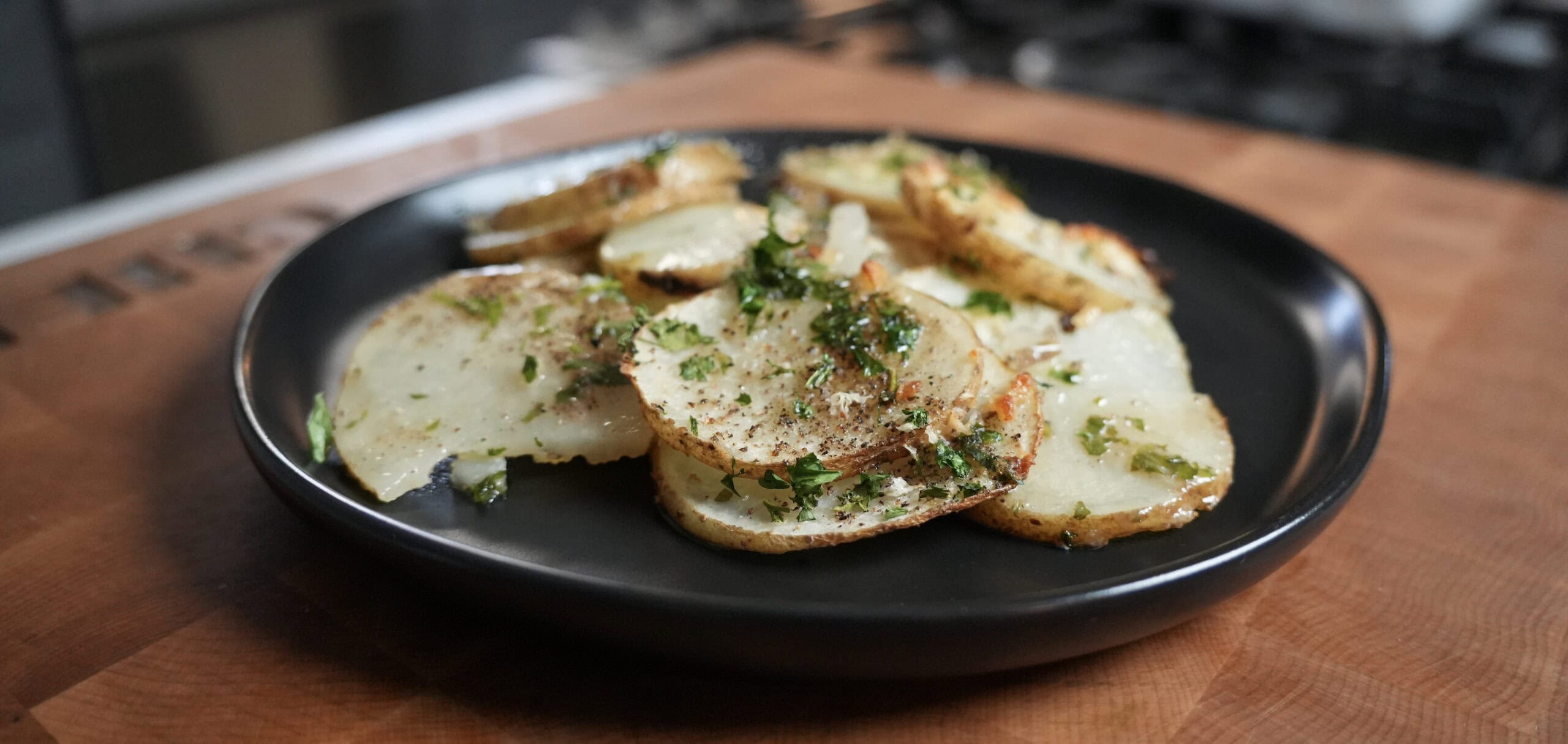 Garlic and Parmesan Potatoes - cookitwithtim.com